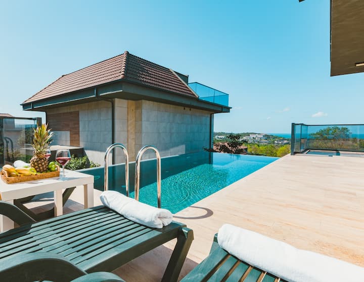 Villa With Private Pool /Jacuzzi In ŞIle, Istanbul - Şile