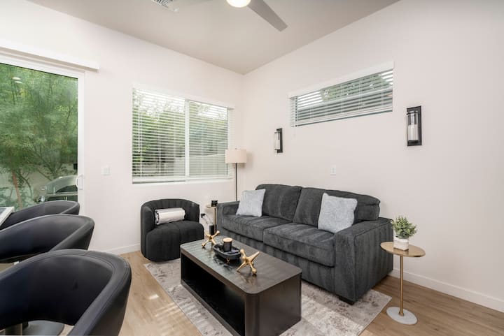 Arcadia Views Gated Luxury - 13 - Phoenix, AZ