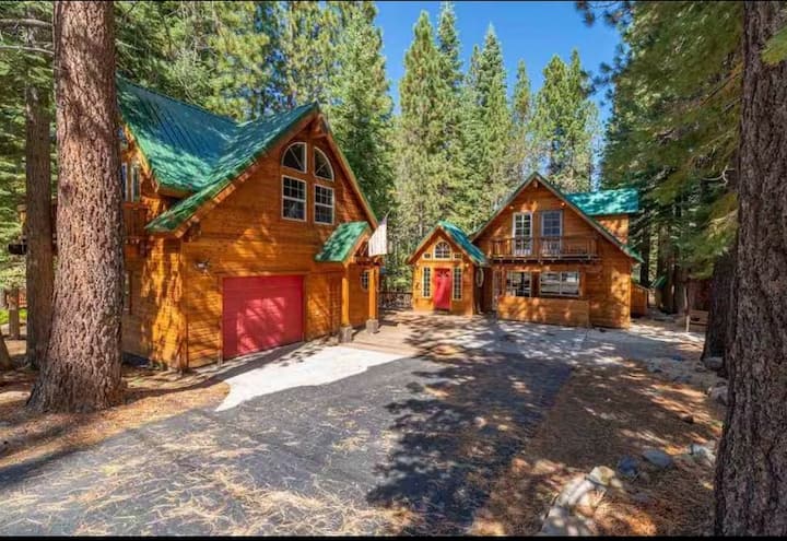Tahoe Donner Chalet In The Woods - Truckee, CA