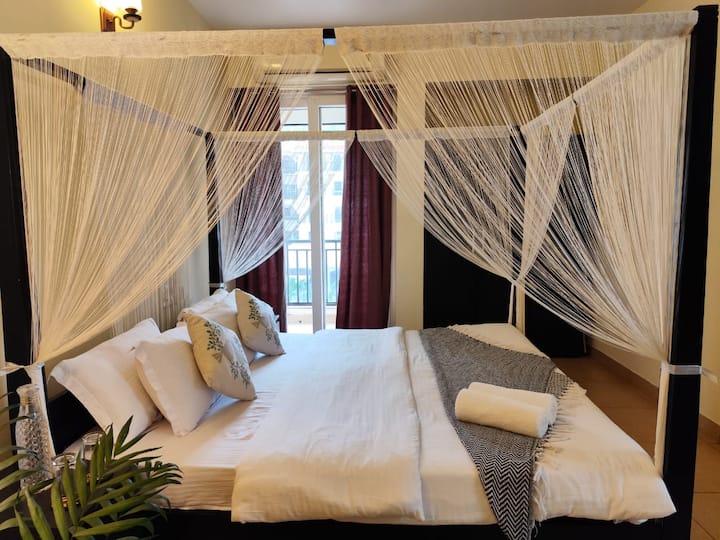 Pet Friendly I 1 Bhk I Cozy Nest I Pool View Balco - Goa