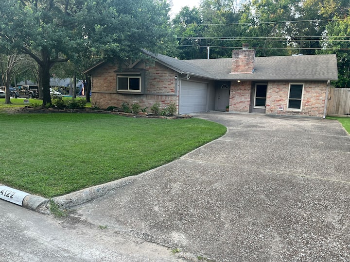 Cute Home Next To Pool And Park! - 훔블