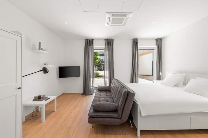 Vibespace 402 | Near Parking - Vienne