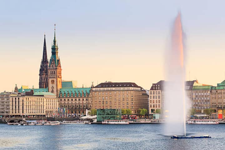 Iv. Central Station Real Alster - Hamburgo