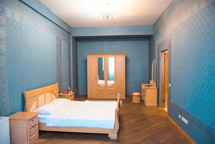 Huge 4-room Apartment King Danylo Monument - Lwów