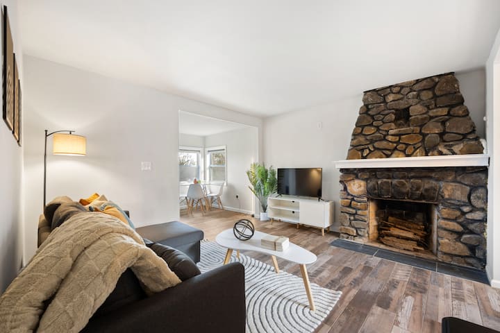 Pet Frndly Lake House W/fireplace & Fire Pit W/d - Westchester County, NY