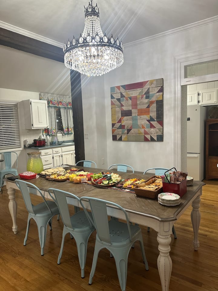 Vacation Getaway - Sleeps 8 -10! - Heber City, UT