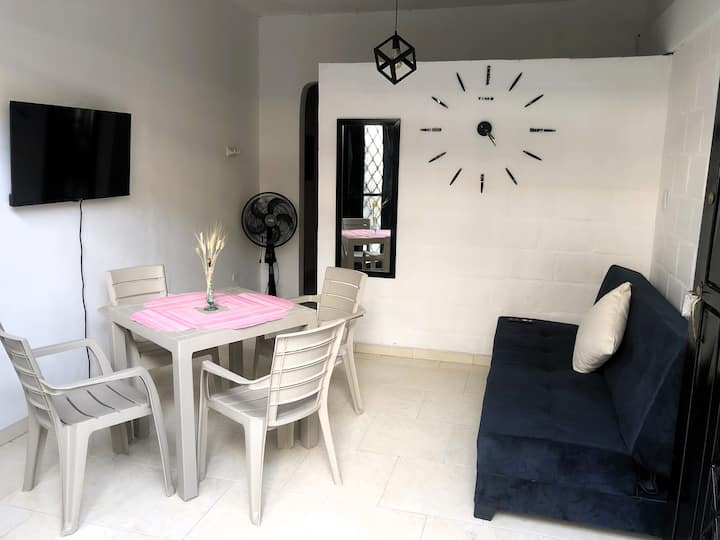 Apartamento En Primer Piso - カリ