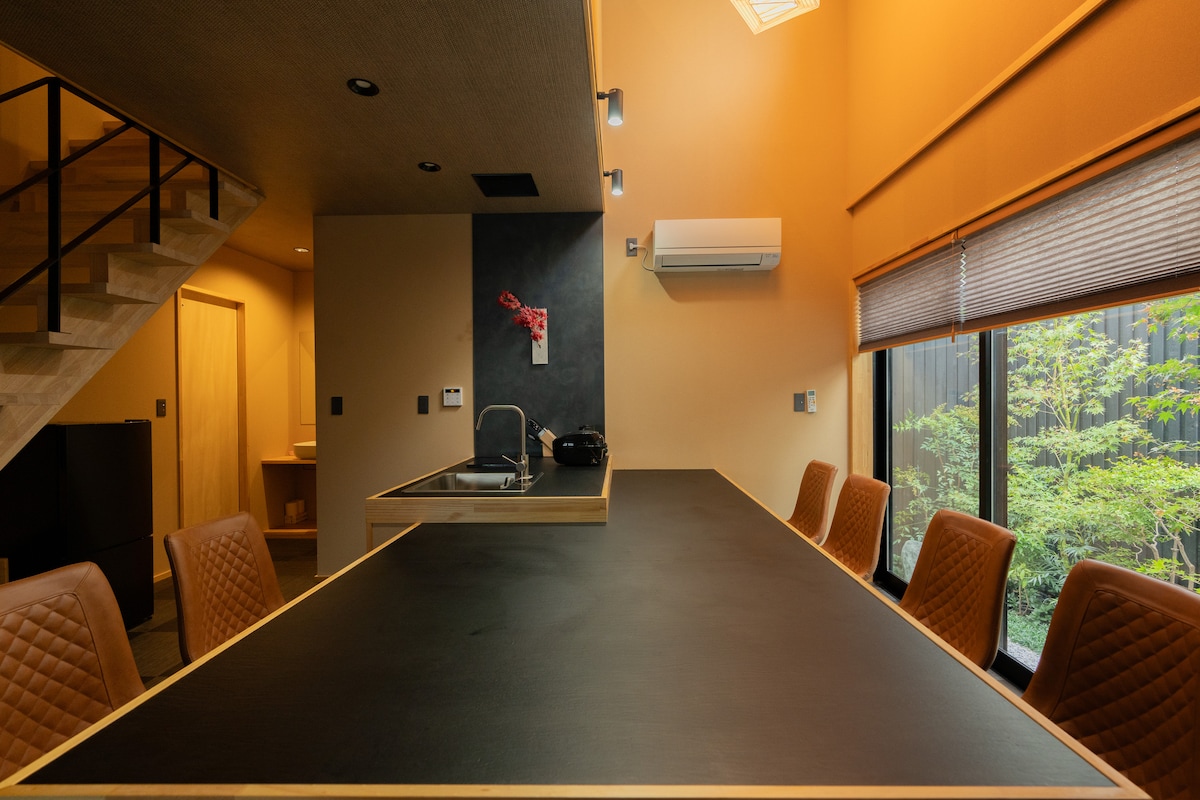 [Tsuru Inn Katsuyama North] Lujosa casa moderna japonesa | Línea ...