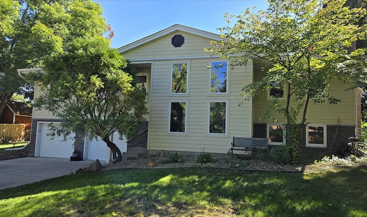 Serene Getaway In Plymouth, Mn! - 플리머스
