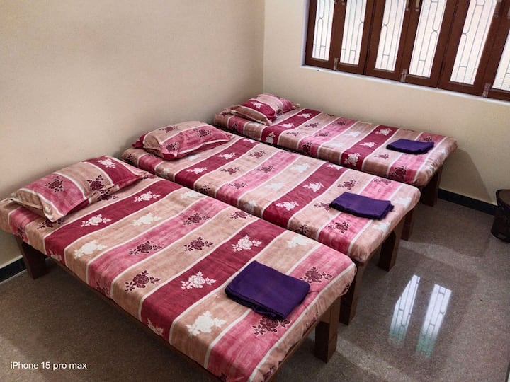 Home Stay3- Ladies\girls\family - Varanasi