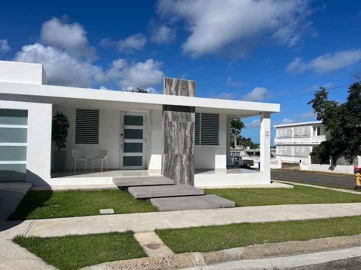 Titi Pollo House/casa A 5min De Playa En Fajardo - Fajardo