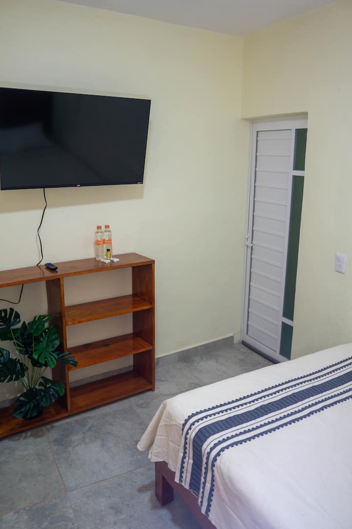 Casa María
Hab. Playa La Madera - Zihuatanejo