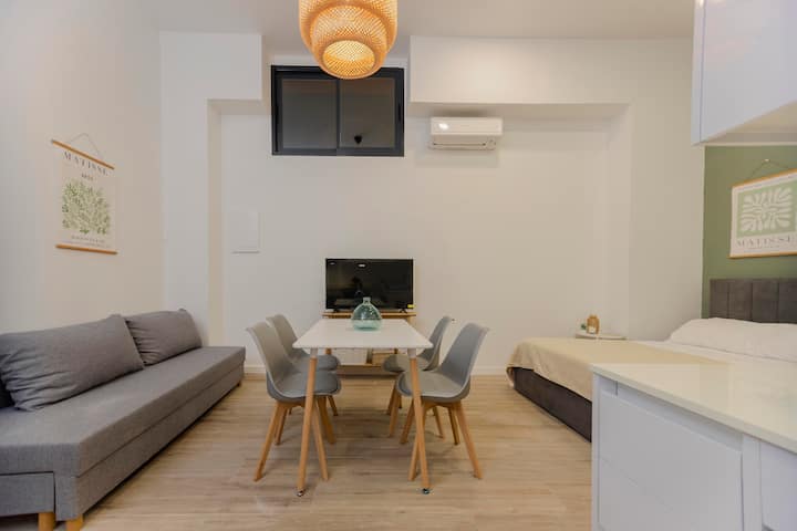 Apartamento Rey Saud - Valencia Airport (VLC)