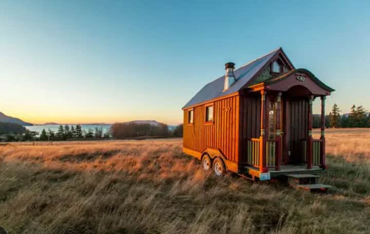 The Original Tiny House - Glacier, WA