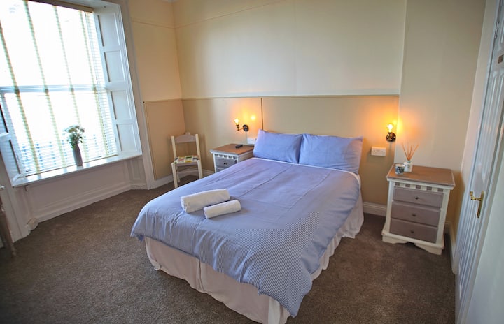 Lovely Bright Double Ensuite Bedroom. - County Clare