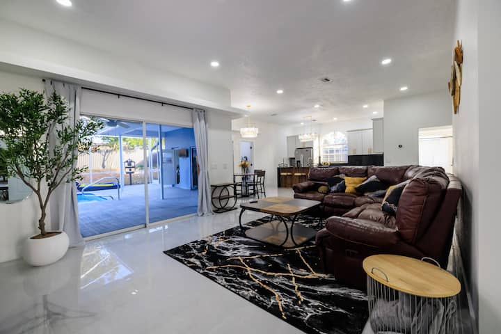 Your Vacation Home - Spring Hill, FL