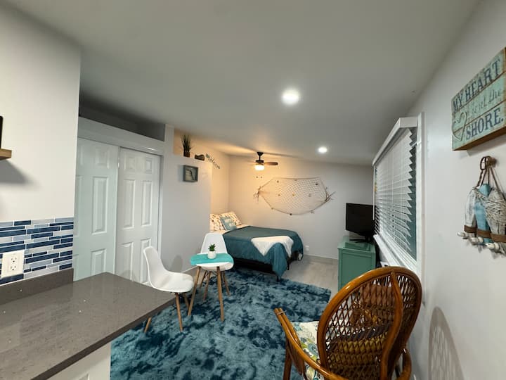 Super Nice Studio Bike To Beach - Wilton Manors, FL