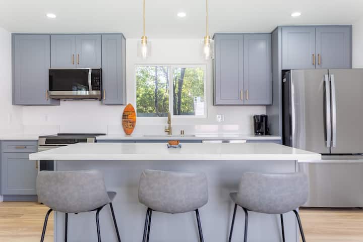 Manhattan Beach Retreat - Torrance, CA