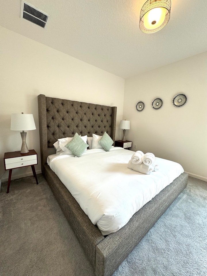 King Bedroom W/ Private Bathroom Universal Disney - Kissimmee, FL