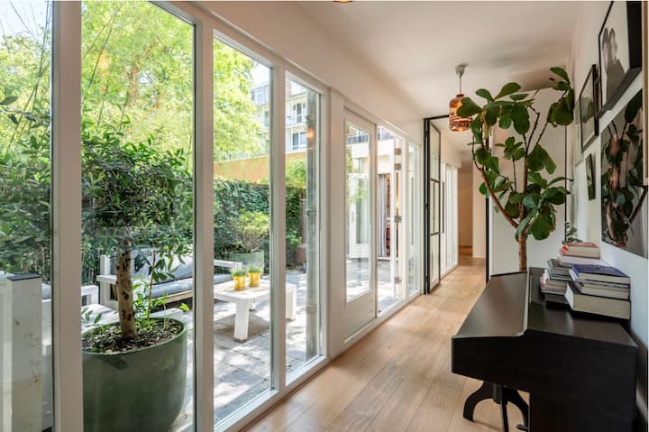 Apt In The Heart Of De Pijp - Amsterdam