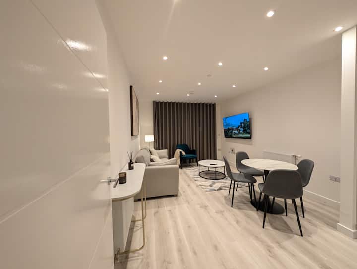 Brand New Beautiful 1 Bed Flat - Dagenham