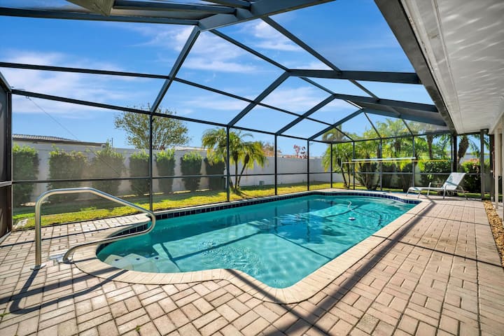 4b Pool House & Bbq Only 6 Minutes To The Beach! - Indian Shores, FL