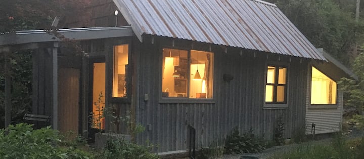 Secret Garden Tiny House - Grass Valley, CA