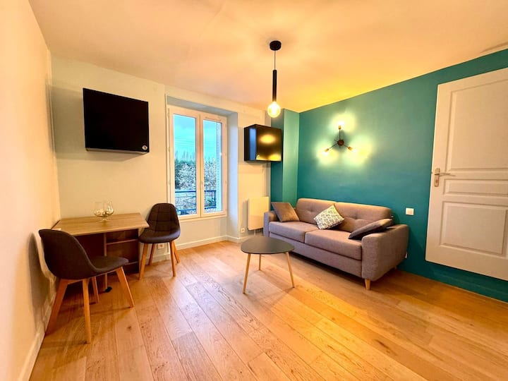 Maison 8ps. Barbecue, Canal+. Paris/orly/massy - Antony