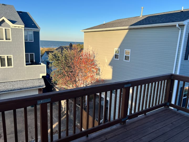 Ocean View Luxe Beach House. Sleeps 8! Seabreeze - Norfolk, VA