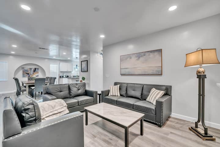 P Beautifully Designed La Home 4br 2.5 Bath - Inglewood, CA
