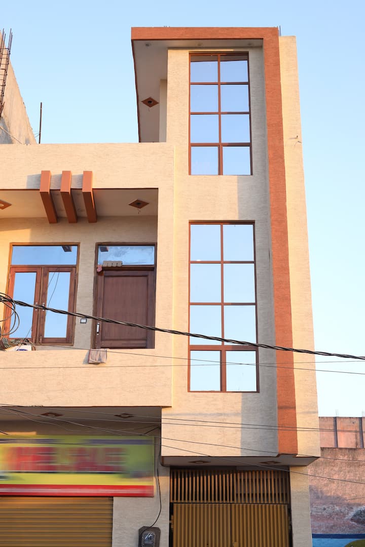 Entire Home For Guest - 메루트
