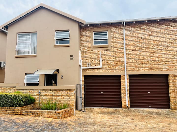 3bed,2bath,double Garage, Garden - Krugersdorp