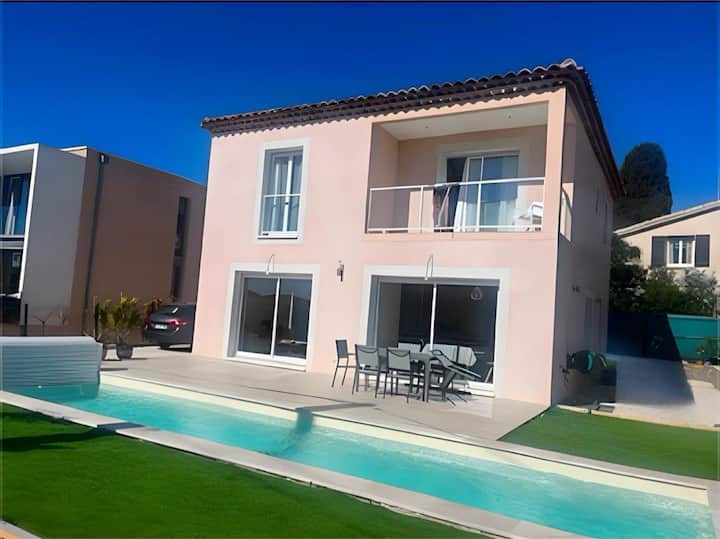 Villa Ischia Climatisée, Piscine, 900 M Plages - Bandol