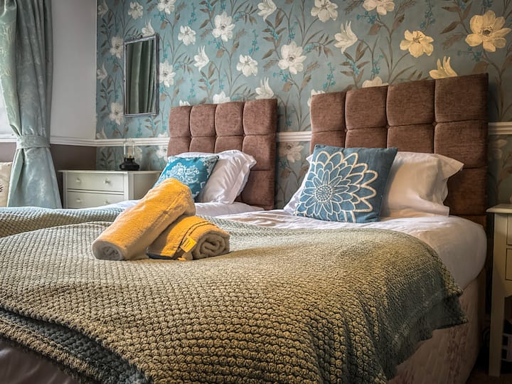 Sarai-1br/1ba W/free Breakfast - Ilfracombe