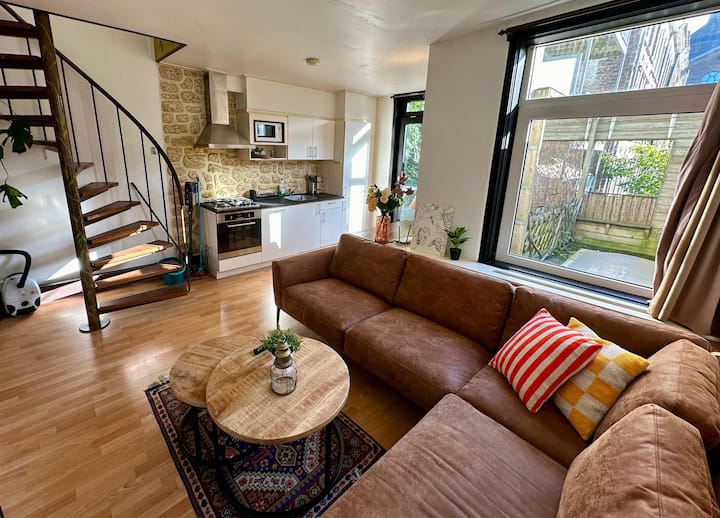 Two Bedroom Private Apartment - Amszterdam