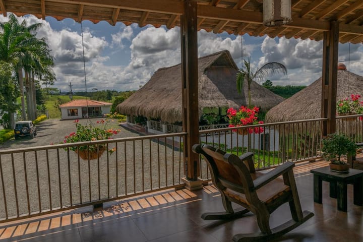 Hermosa Finca Morelia Para 20 Px - Pereira