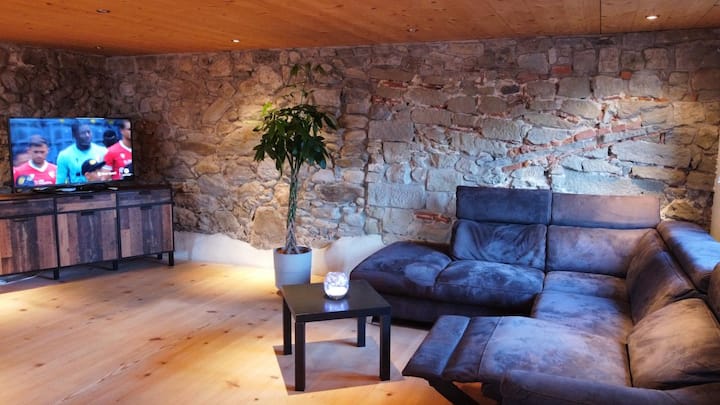 Wunderschönes Grosses Zimmer - Berna