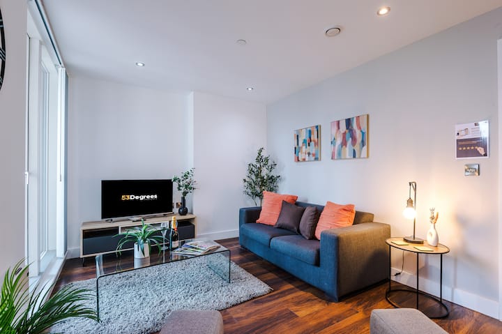 New! Stunning 2 Bed Flat In Manchester, Sleeps 4! - Manchester