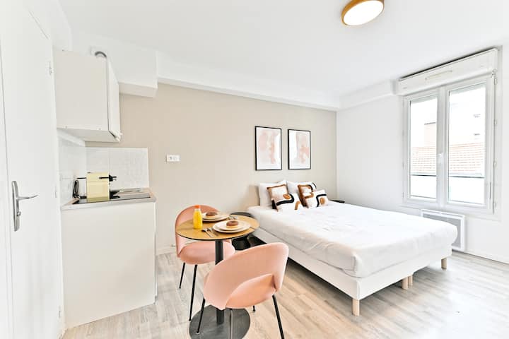 Petit Studio éQuipée En Banlieue Parisienne - Ii - Asnières-sur-Seine