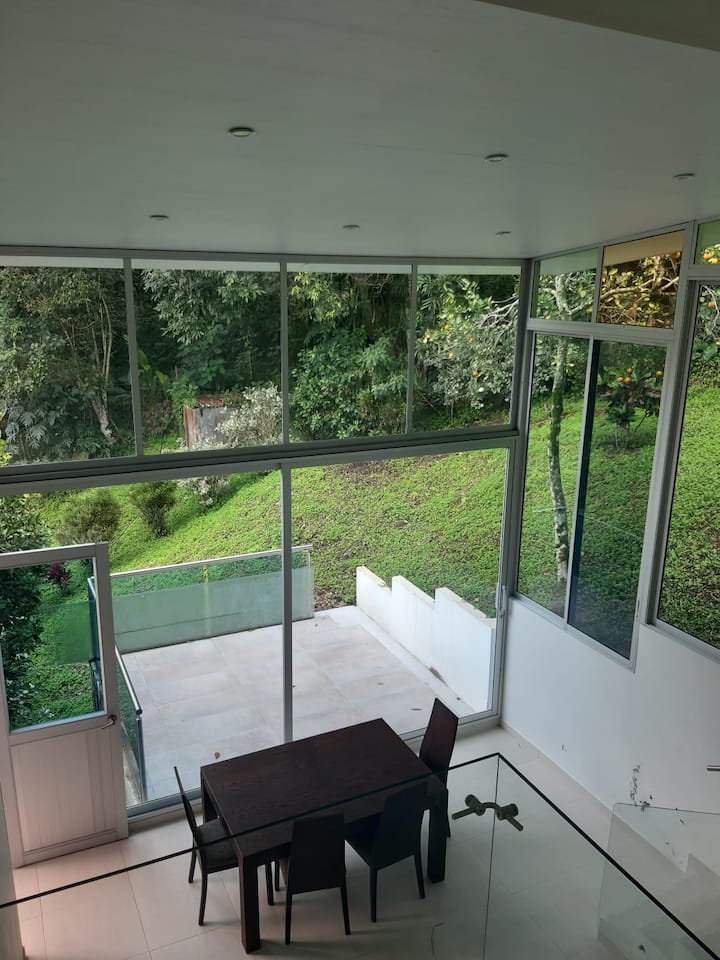 Descansa, Rodeado De Naturaleza. - La Vega