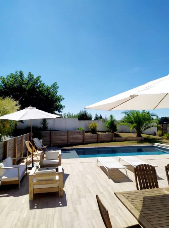 Villa Avec Piscine Chauffée,proche Golf Et Plage - Arcangues