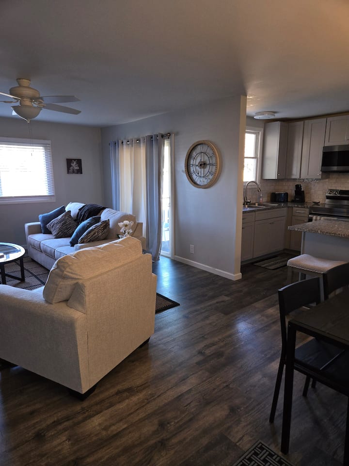 Charming Historic Franklin Condo - Franklin, TN