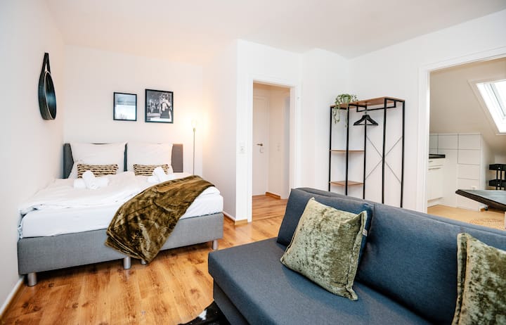 Artful Apartment In Krefeld, Smarttv, Washer-dryer - Krefeld