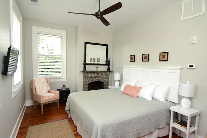 Tenny's Room - 2nd Floor - Beaufort, SC