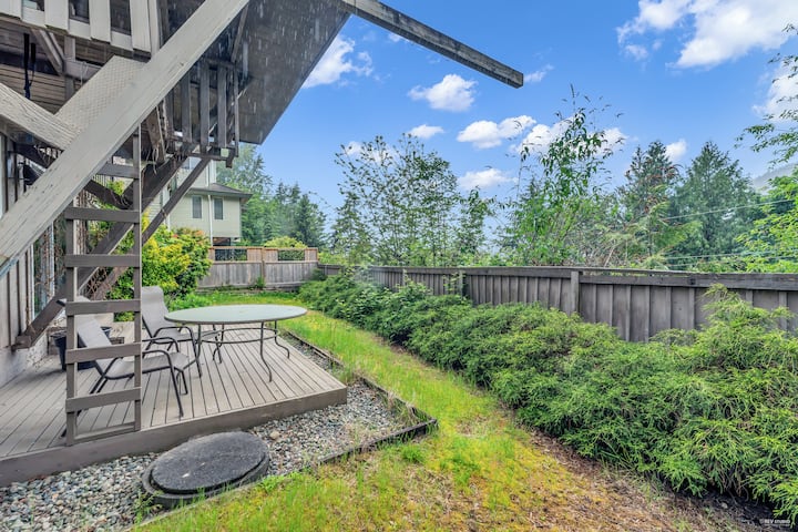 Private Garden Suite W/ Mountain View - Bowen Island