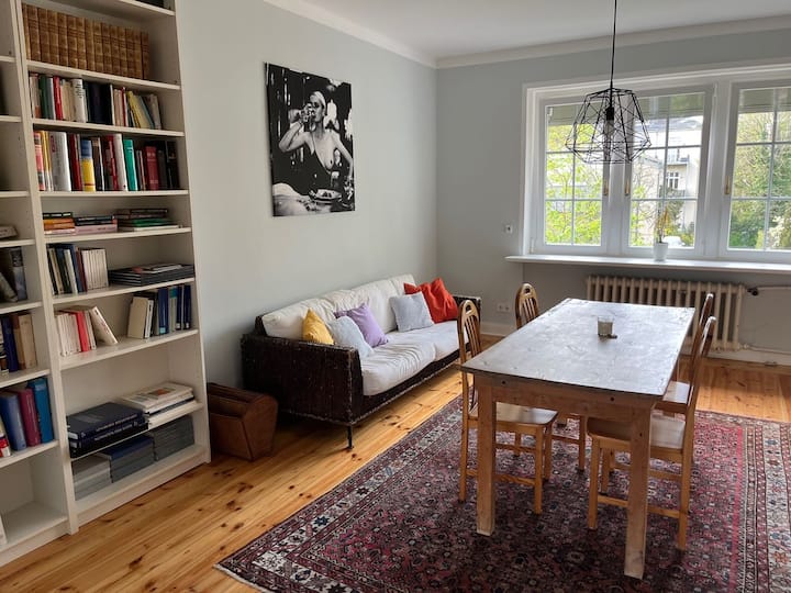 Charming Flat With Garden View - Teltow