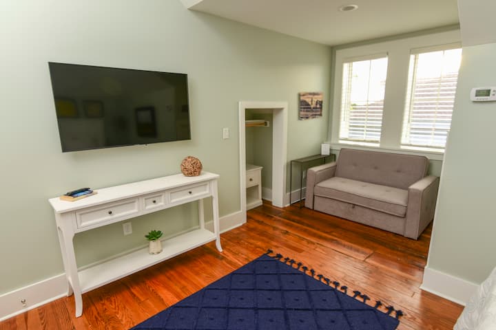 Fuller Loft - 3rd Floor - King - Beaufort, SC