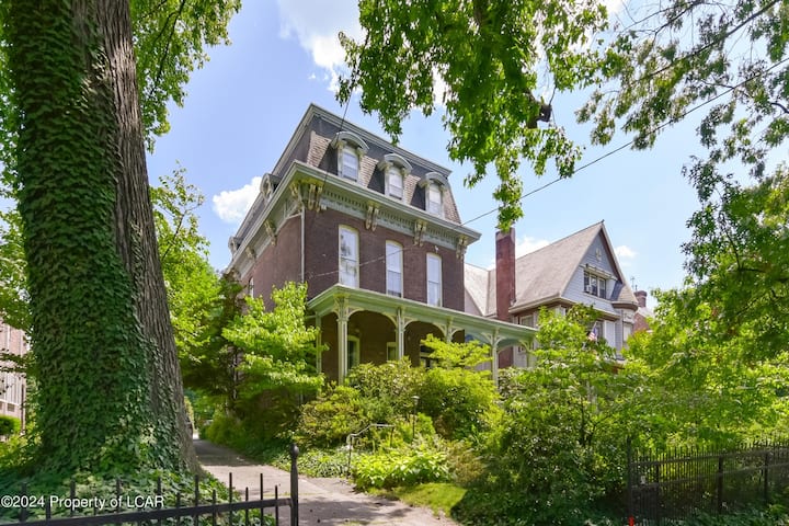 The Hillard - A Private Historic Estate 1865 - Harveys Lake, PA