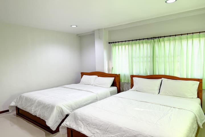 Family Room @ Jitrawadee Hotel - Lampang