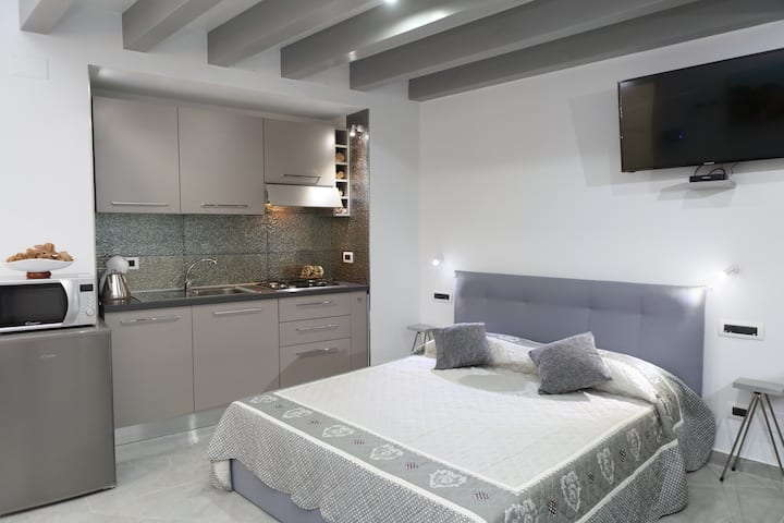 La Rosa Del Deserto A - Cefalù